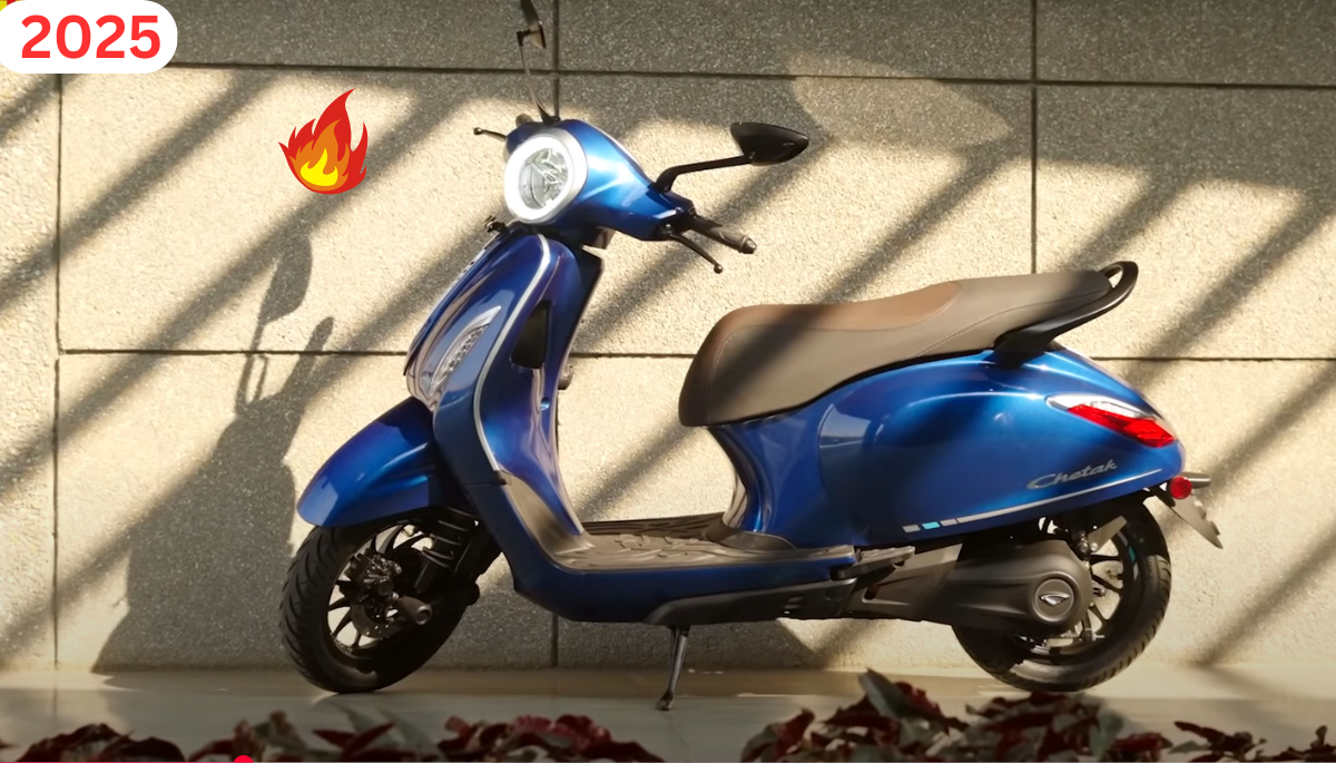 Bajaj Chetak 2025 Urban Edition : Launched with dashing look, 55km/l ...